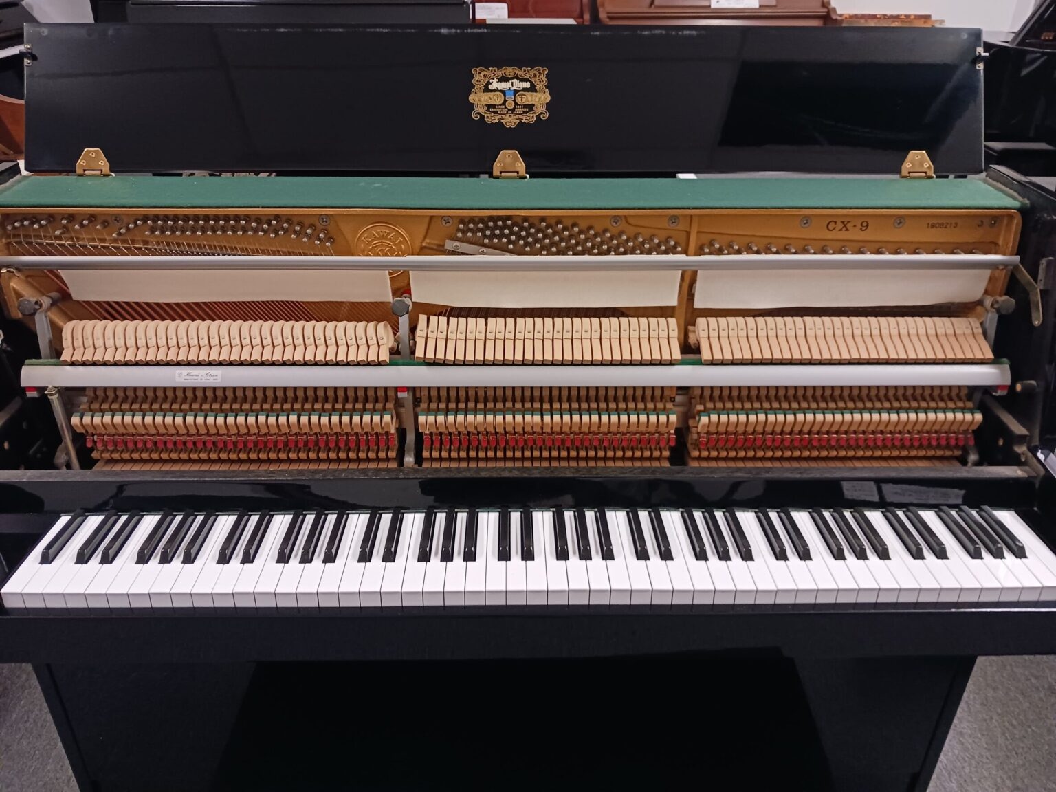 Kawai 43" Console Piano - B Natural Pianos